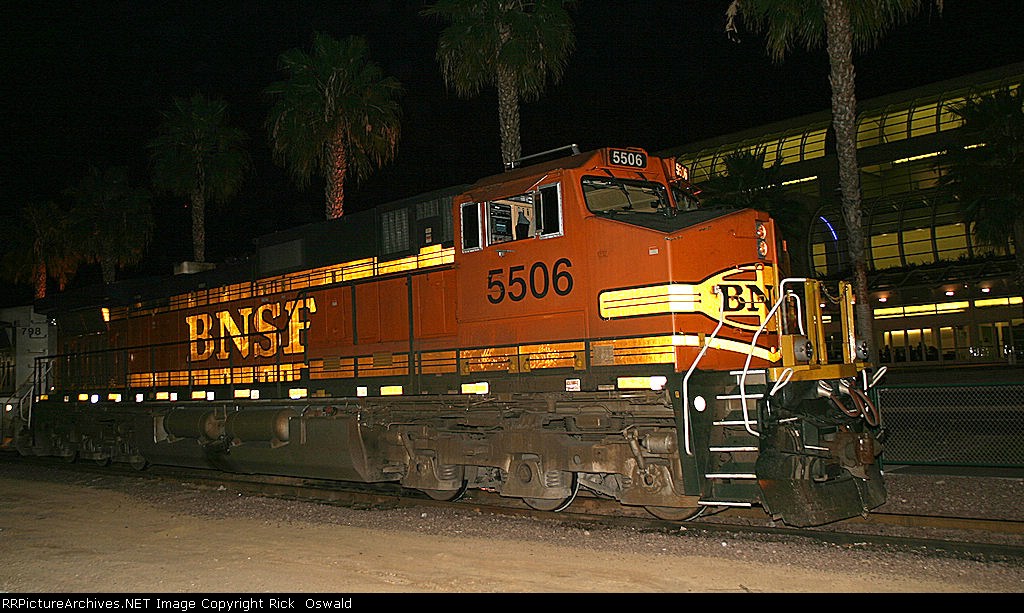 BNSF 5506